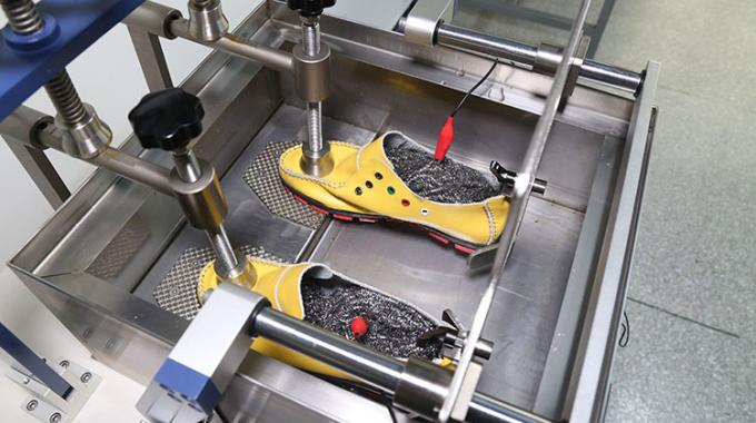 SATRA TM77 Shoes Flexing Waterproof Testing Machine , Water Penetrating ...